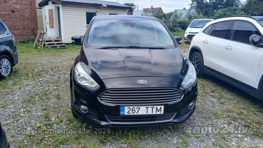 Black Ford S-Max 2017 in Parnu, with an engine capacity of 2.00 L and mileage of 296 thousand km for 7699 €, photo 6 on AUTOMOTO.COM.LV