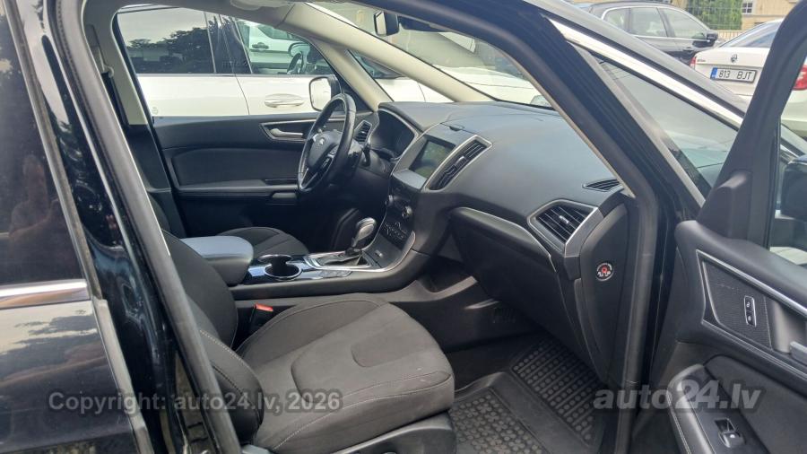 Black Ford S-Max 2017 in Parnu, with an engine capacity of 2.00 L and mileage of 296 thousand km for 7699 €, photo 8 on AUTOMOTO.COM.LV