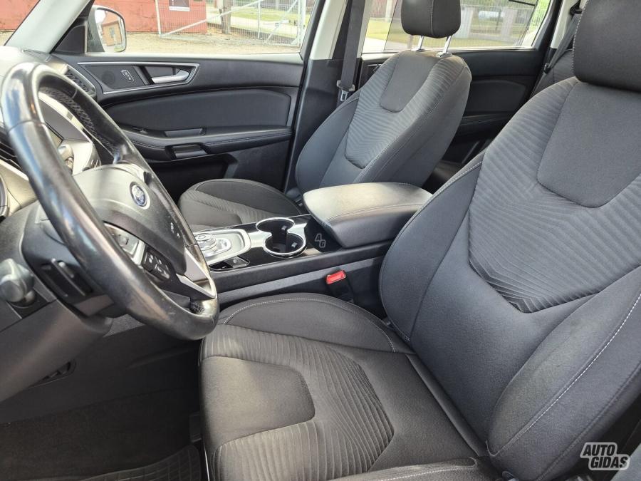 Melns Ford S-Max 2019 Viļņa, ar dzinēja tilpumu 2.00 L un nobraukumu 251 tūkst. km par 11500 €, foto 13 vietnē AUTOMOTO.COM.LV
