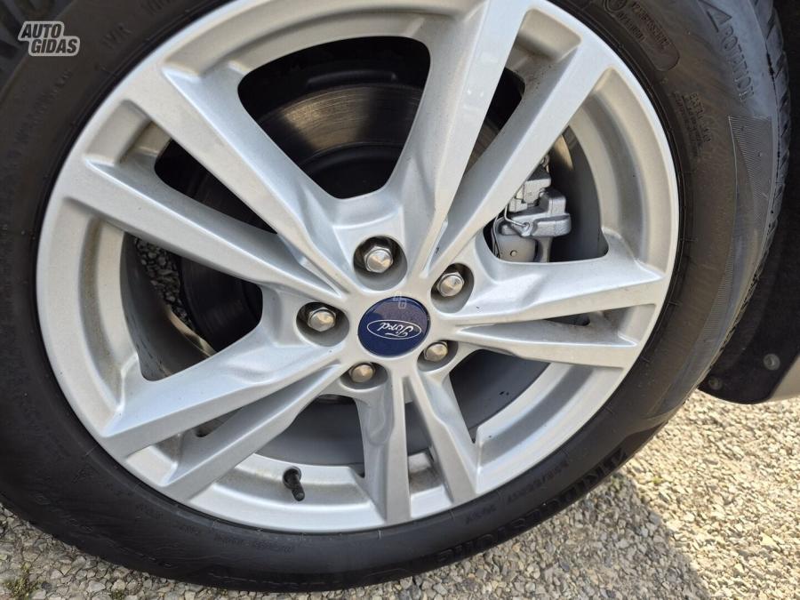 Melns Ford S-Max 2019 Viļņa, ar dzinēja tilpumu 2.00 L un nobraukumu 251 tūkst. km par 11500 €, foto 28 vietnē AUTOMOTO.COM.LV