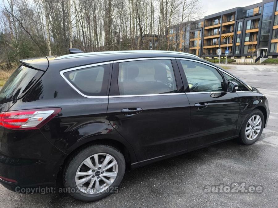 Melns Ford S-Max 2020 Tallina, ar dzinēja tilpumu 2.00 L un nobraukumu 142 tūkst. km par 16750 €, foto 2 vietnē AUTOMOTO.COM.LV