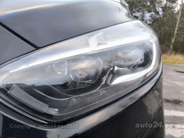 Melns Ford S-Max 2020 Tallina, ar dzinēja tilpumu 2.00 L un nobraukumu 142 tūkst. km par 16750 €, foto 11 vietnē AUTOMOTO.COM.LV