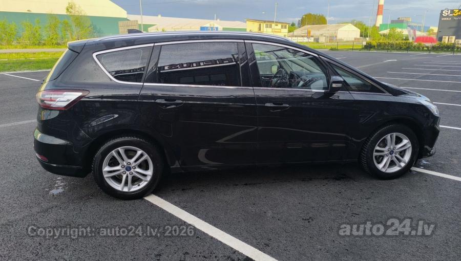 Black Ford S-Max 2020 in Tallinn, with an engine capacity of 2.00 L and mileage of 221 thousand km for 10790 €, photo 5 on AUTOMOTO.COM.LV