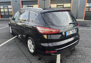 Black Ford S-Max 2020 in Tallinn, with an engine capacity of 2.00 L and mileage of 221 thousand km for 10790 €, photo 8 on AUTOMOTO.COM.LV
