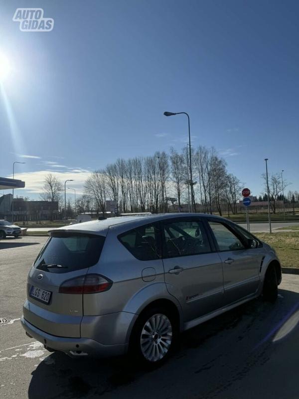 Blue Ford S-Max 2006 in Siauliai, with an engine capacity of 2.00 L and mileage of 300 thousand km for 2350 €, photo 3 on AUTOMOTO.COM.LV