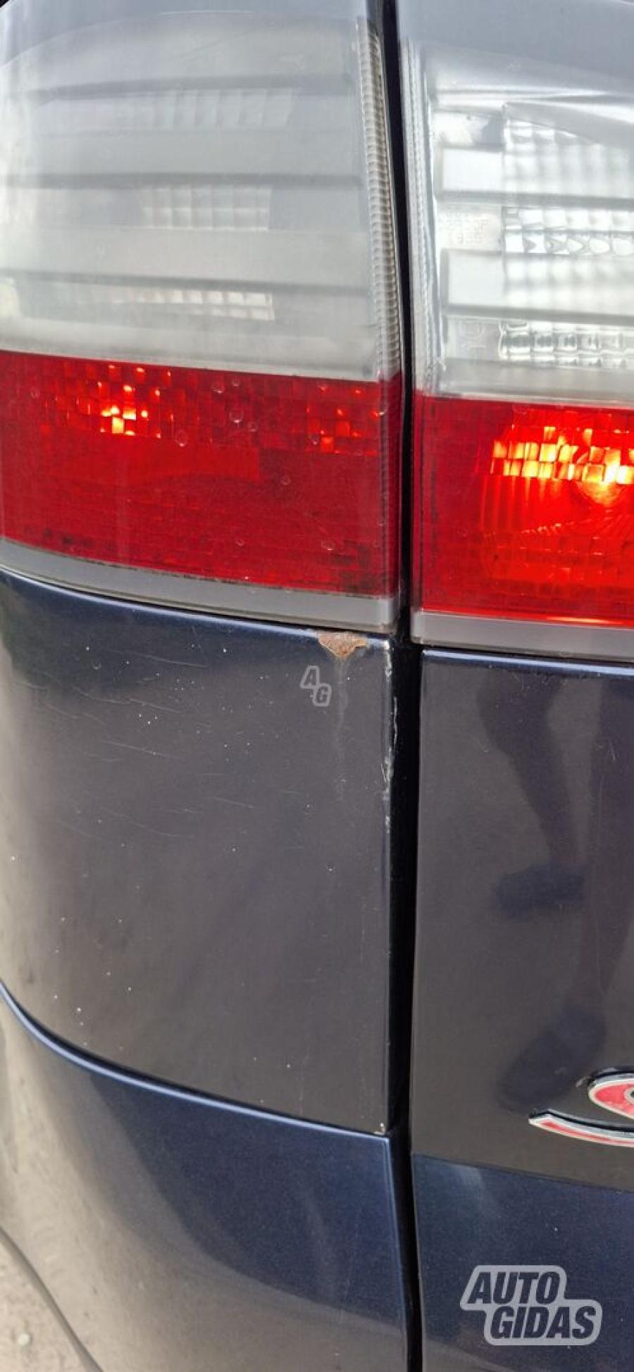 Zils Ford S-Max 2006 Šauļi, ar dzinēja tilpumu 2.00 L un nobraukumu 376 tūkst. km par 1650 €, foto 10 vietnē AUTOMOTO.COM.LV