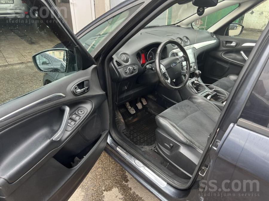Zils Ford S-Max 2006 Daugavpils, ar dzinēja tilpumu 2.00 L un nobraukumu 0 tūkst. km par 2500 €, foto 7 vietnē AUTOMOTO.COM.LV