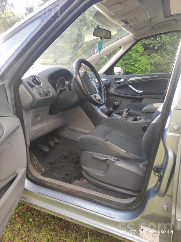 Zils Ford S-Max 2006 Rēzekne, ar dzinēja tilpumu 2.00 L un nobraukumu 320 tūkst. km par 1450 €, foto 8 vietnē AUTOMOTO.COM.LV