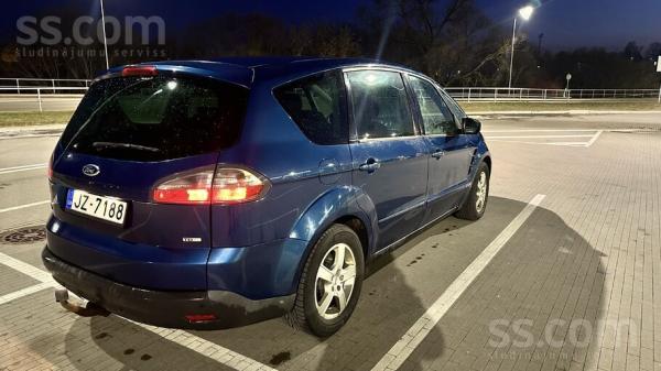 Zils Ford S-Max 2006 Rēzekne, ar dzinēja tilpumu 1.80 L un nobraukumu 385 tūkst. km par 1750 €, foto 5 vietnē AUTOMOTO.COM.LV
