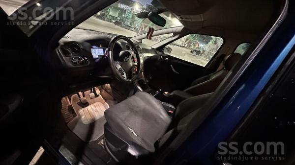Zils Ford S-Max 2006 Rēzekne, ar dzinēja tilpumu 1.80 L un nobraukumu 385 tūkst. km par 1750 €, foto 9 vietnē AUTOMOTO.COM.LV