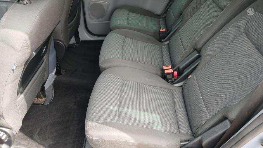 Zils Ford S-Max 2006 Jurbarkas, ar dzinēja tilpumu 2.00 L un nobraukumu 299 tūkst. km par 1499 €, foto 10 vietnē AUTOMOTO.COM.LV