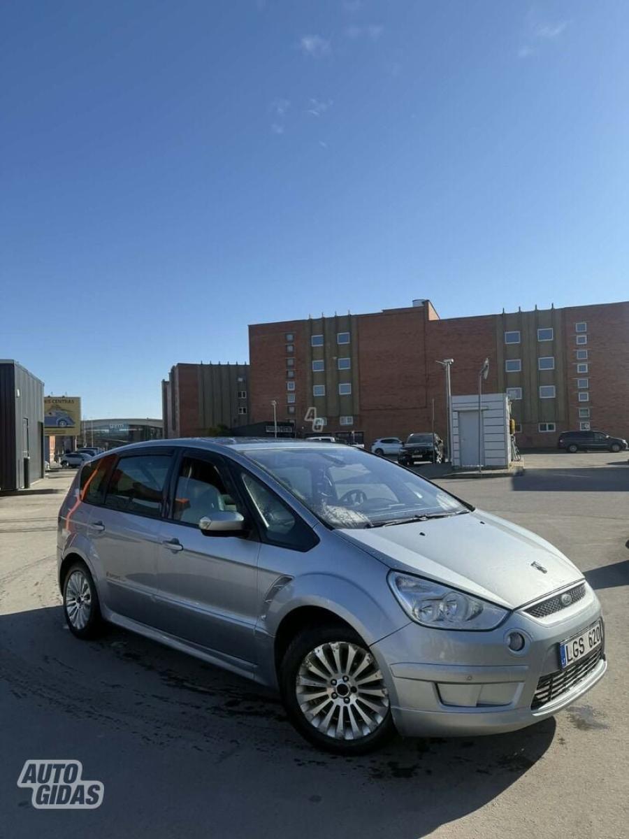 Blue Ford S-Max 2007 in Siauliai, with an engine capacity of 2.00 L and mileage of 300 thousand km for 2350 €, photo 1 on AUTOMOTO.COM.LV