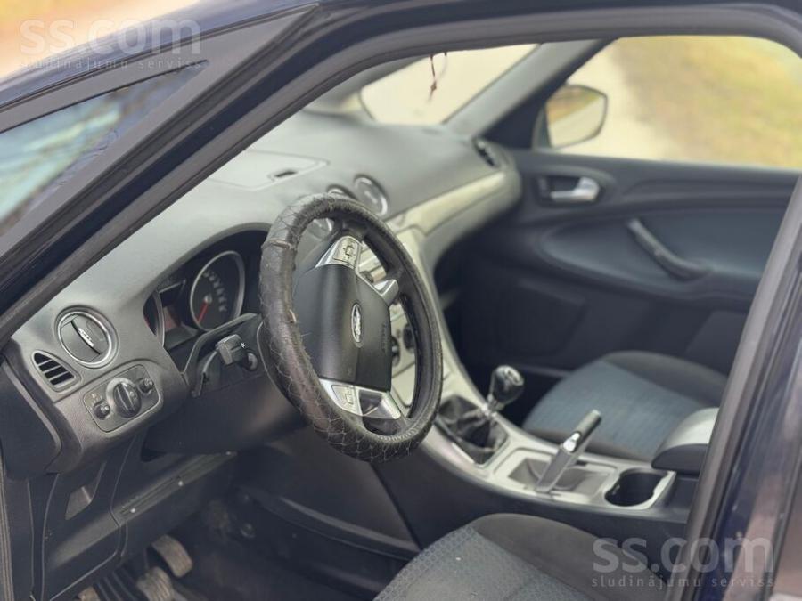 Zils Ford S-Max 2007 Rīga, ar dzinēja tilpumu 2.00 L un nobraukumu 555 tūkst. km par 1230 €, foto 8 vietnē AUTOMOTO.COM.LV