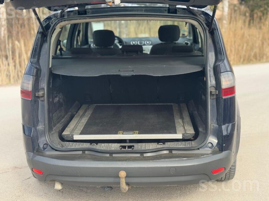 Zils Ford S-Max 2007 Rīga, ar dzinēja tilpumu 2.00 L un nobraukumu 555 tūkst. km par 1230 €, foto 9 vietnē AUTOMOTO.COM.LV