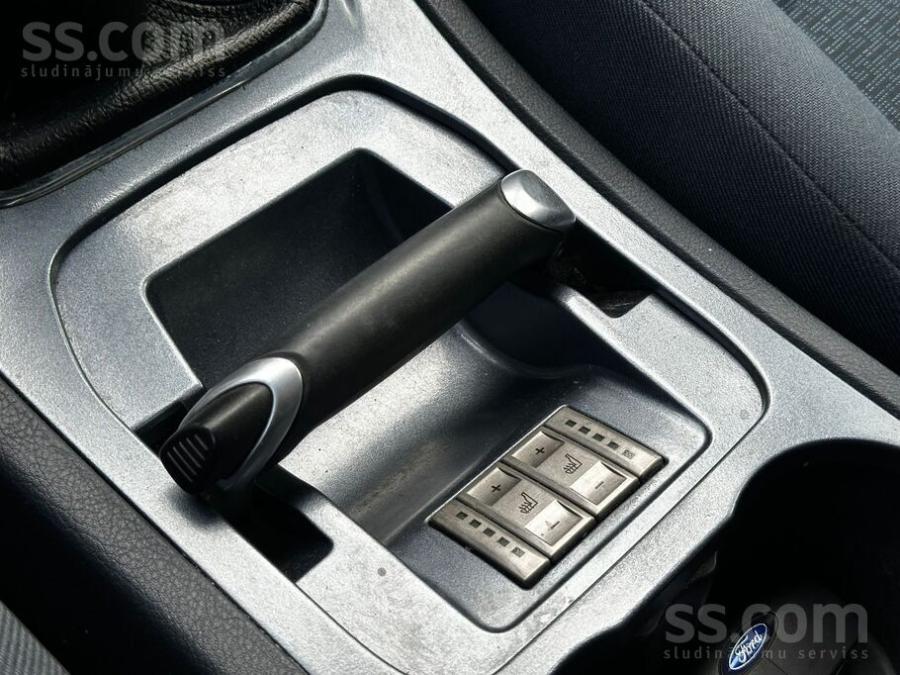 Blue Ford S-Max 2007 in Jelgava, with an engine capacity of 2.00 L and mileage of 0 thousand km for 2300 €, photo 18 on AUTOMOTO.COM.LV