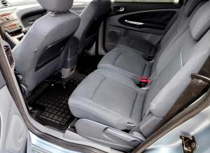 Blue Ford S-Max 2007 in Riga, with an engine capacity of 1.80 L and mileage of 305 thousand km for 2650 €, photo 8 on AUTOMOTO.COM.LV