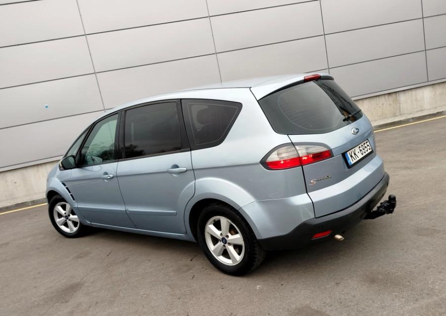 Blue Ford S-Max 2007 in Riga, with an engine capacity of 1.80 L and mileage of 305 thousand km for 2650 €, photo 13 on AUTOMOTO.COM.LV