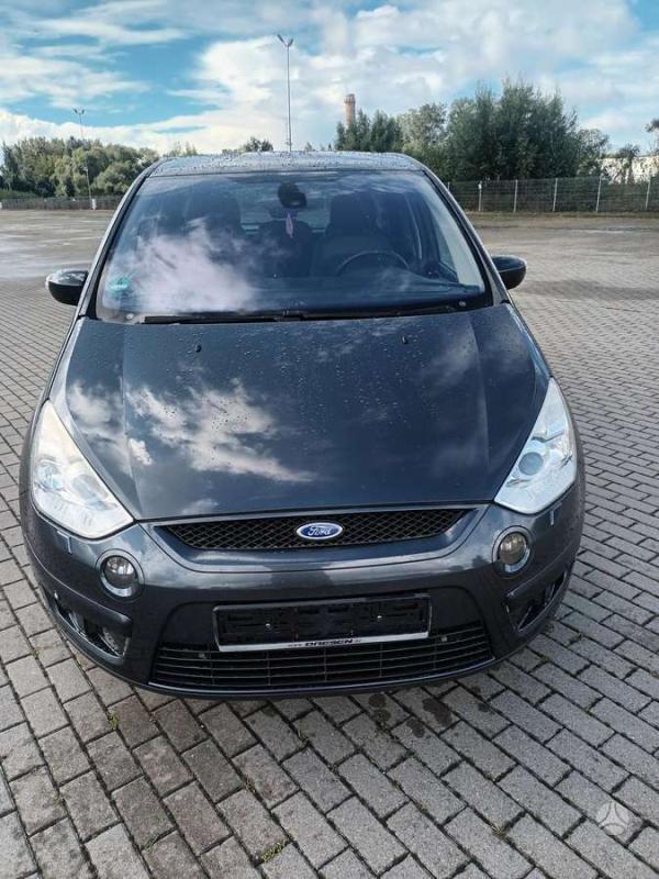 Ford S-Max 2007 in Marijampole on AUTOMOTO.COM.LV Blue Ford S-Max 2007 in Marijampole, with an engine capacity of 2.00 L and mileage of 288 thousand km for 3555 €, photo 3 on AUTOMOTO.COM.LV