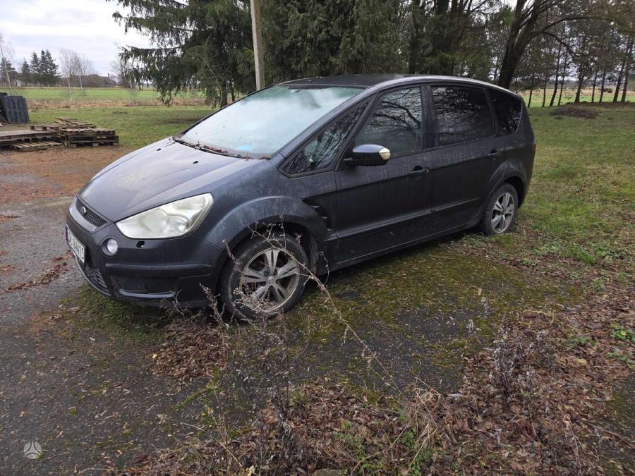Zils Ford S-Max 2008 Biržai, ar dzinēja tilpumu 2.00 L un nobraukumu 255 tūkst. km par 1050 €, foto 4 vietnē AUTOMOTO.COM.LV