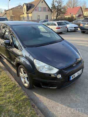 Zils Ford S-Max 2008 Rīga, ar dzinēja tilpumu 2.00 L un nobraukumu 249 tūkst. km par 2300 €, foto 3 vietnē AUTOMOTO.COM.LV