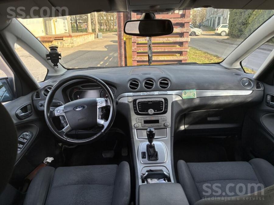Zils Ford S-Max 2008 Rīga, ar dzinēja tilpumu 2.00 L un nobraukumu 249 tūkst. km par 2300 €, foto 8 vietnē AUTOMOTO.COM.LV