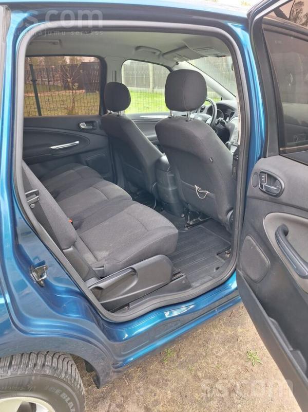 Blue Ford S-Max 2008 in Riga, with an engine capacity of 2.00 L and mileage of 333 thousand km for 2490 €, photo 2 on AUTOMOTO.COM.LV