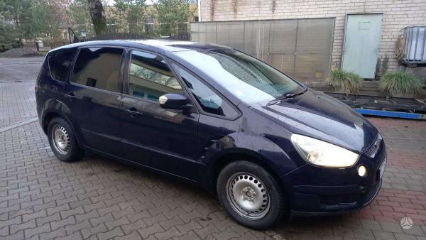 Blue Ford S-Max 2008 in Kupiskis, with an engine capacity of 2.00 L and mileage of 310 thousand km for 850 €, photo 2 on AUTOMOTO.COM.LV