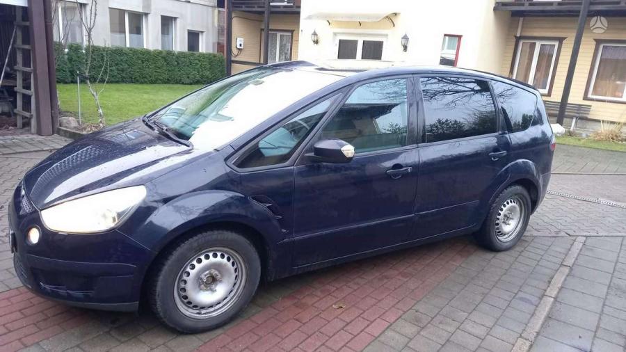 Blue Ford S-Max 2008 in Kupiskis, with an engine capacity of 2.00 L and mileage of 310 thousand km for 850 €, photo 4 on AUTOMOTO.COM.LV