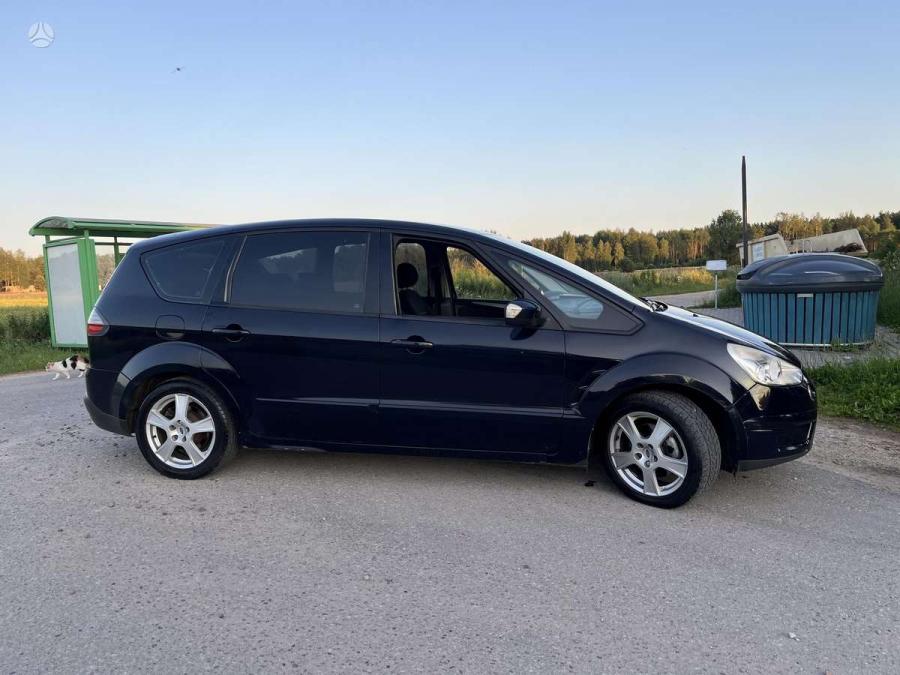 Blue Ford S-Max 2008 in Druskininkai, with an engine capacity of 2.00 L and mileage of 360 thousand km for 2100 €, photo 4 on AUTOMOTO.COM.LV
