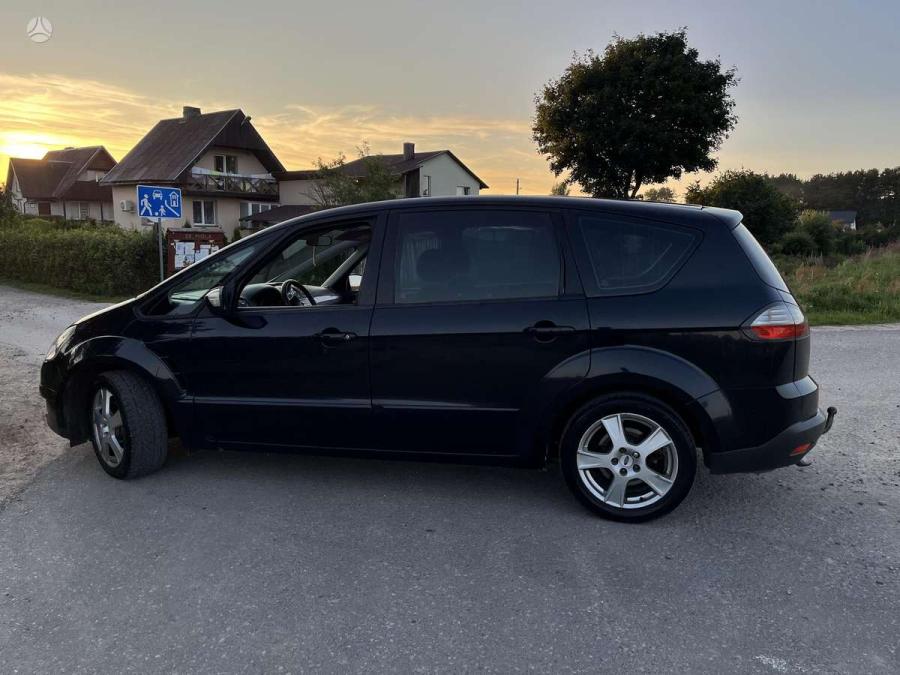 Blue Ford S-Max 2008 in Druskininkai, with an engine capacity of 2.00 L and mileage of 360 thousand km for 2100 €, photo 5 on AUTOMOTO.COM.LV