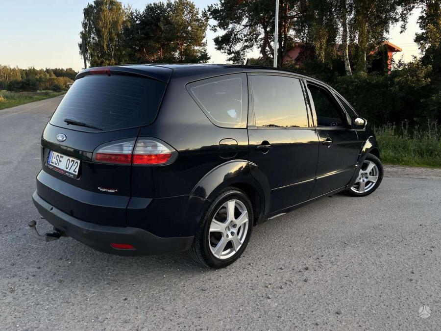 Blue Ford S-Max 2008 in Druskininkai, with an engine capacity of 2.00 L and mileage of 360 thousand km for 2100 €, photo 6 on AUTOMOTO.COM.LV