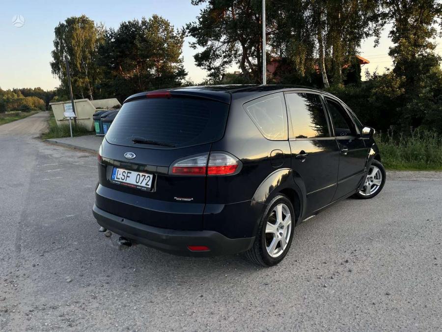 Blue Ford S-Max 2008 in Druskininkai, with an engine capacity of 2.00 L and mileage of 360 thousand km for 2100 €, photo 16 on AUTOMOTO.COM.LV