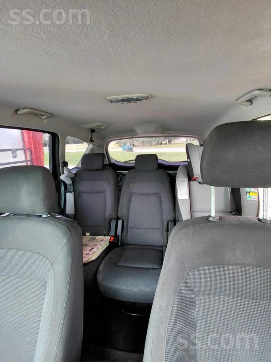Zils Ford S-Max 2008 Rīga, ar dzinēja tilpumu 2.00 L un nobraukumu 280 tūkst. km par 2990 €, foto 9 vietnē AUTOMOTO.COM.LV