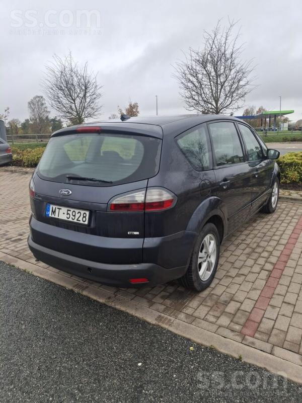 Zils Ford S-Max 2008 Bauska, ar dzinēja tilpumu 1.80 L un nobraukumu 250 tūkst. km par 2550 €, foto 4 vietnē AUTOMOTO.COM.LV