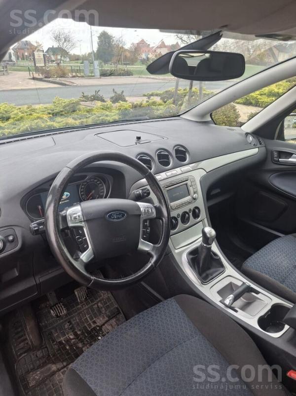 Zils Ford S-Max 2008 Bauska, ar dzinēja tilpumu 1.80 L un nobraukumu 250 tūkst. km par 2550 €, foto 7 vietnē AUTOMOTO.COM.LV