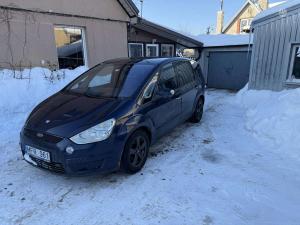Blue Ford S-Max 2009 in Panevezys, with an engine capacity of 1.75 L and mileage of 305 thousand km for 1999 €, photo  on AUTOMOTO.COM.LV
