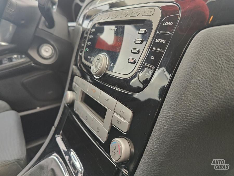 Blue Ford S-Max 2009 in Klaipeda, with an engine capacity of 2.20 L and mileage of 279 thousand km for 2999 €, photo 12 on AUTOMOTO.COM.LV