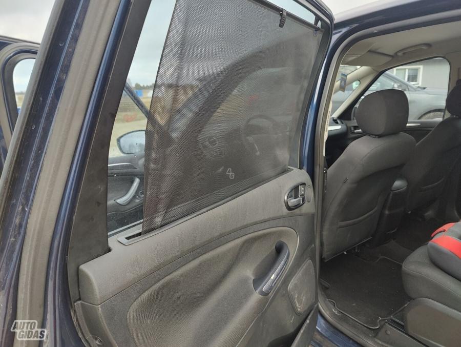 Blue Ford S-Max 2009 in Klaipeda, with an engine capacity of 2.20 L and mileage of 279 thousand km for 2999 €, photo 17 on AUTOMOTO.COM.LV