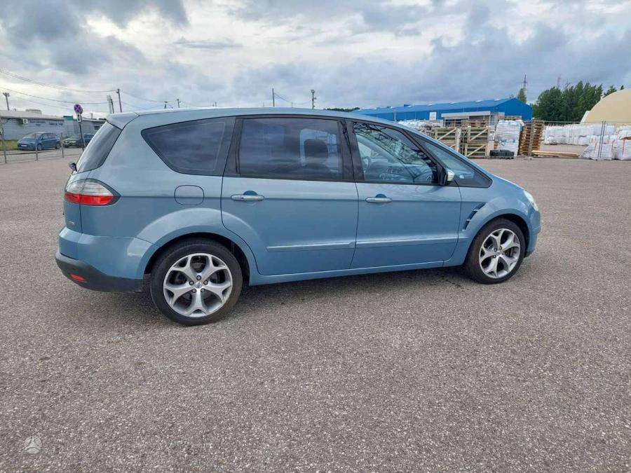 Blue Ford S-Max 2010 in Kaunas, with an engine capacity of 2.00 L and mileage of 300 thousand km for 4300 €, photo 6 on AUTOMOTO.COM.LV