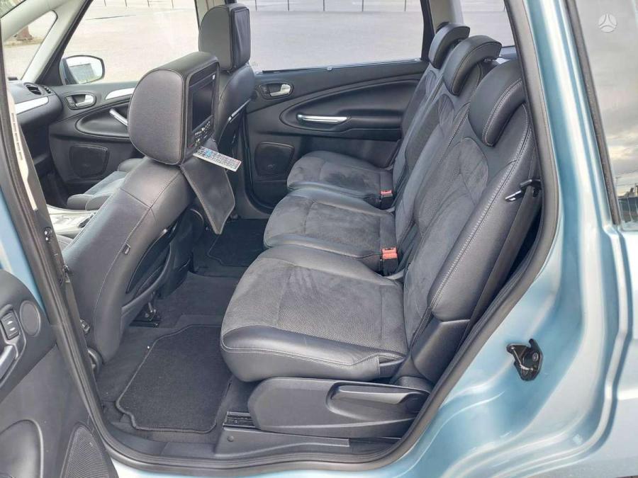 Blue Ford S-Max 2010 in Kaunas, with an engine capacity of 2.00 L and mileage of 300 thousand km for 4300 €, photo 14 on AUTOMOTO.COM.LV