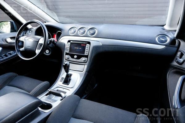 Zils Ford S-Max 2010 Rīga, ar dzinēja tilpumu 2.00 L un nobraukumu 283 tūkst. km par 4490 €, foto 6 vietnē AUTOMOTO.COM.LV