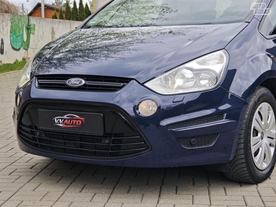 Blue Ford S-Max 2011 in Vilnius, with an engine capacity of 2.00 L and mileage of 258 thousand km for 4799 €, photo 11 on AUTOMOTO.COM.LV