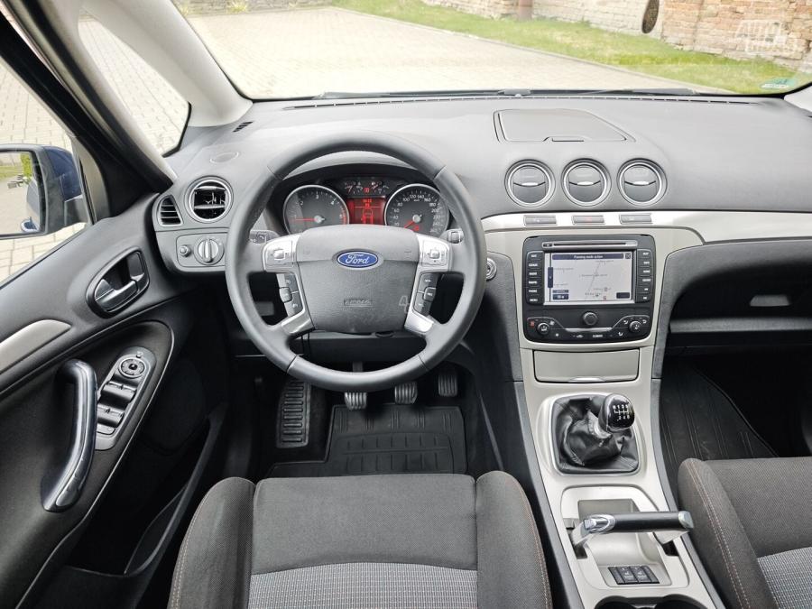 Blue Ford S-Max 2011 in Vilnius, with an engine capacity of 2.00 L and mileage of 258 thousand km for 4799 €, photo 12 on AUTOMOTO.COM.LV