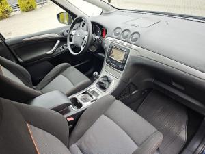 Blue Ford S-Max 2011 in Vilnius, with an engine capacity of 2.00 L and mileage of 258 thousand km for 4799 €, photo 21 on AUTOMOTO.COM.LV