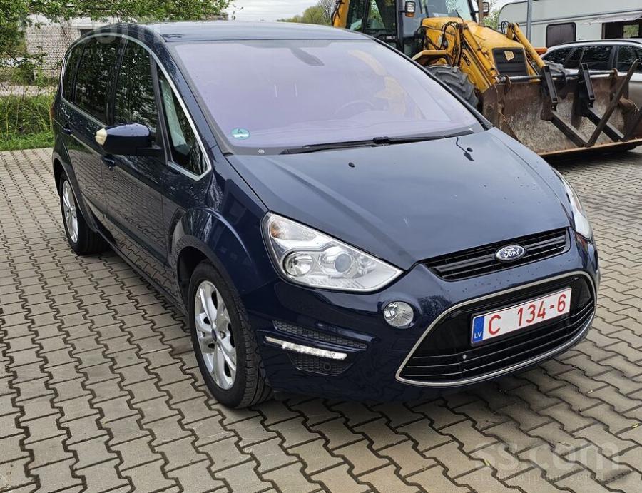 Blue Ford S-Max 2011 in Riga, with an engine capacity of 2.00 L and mileage of 272 thousand km for 3995 €, photo 4 on AUTOMOTO.COM.LV
