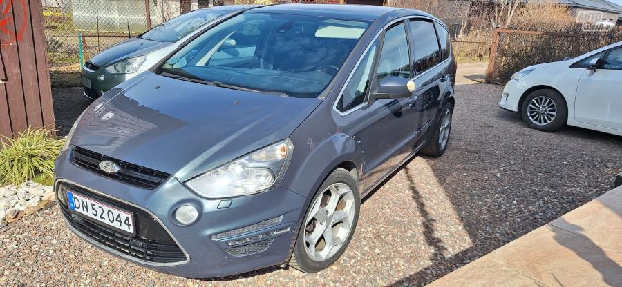 Blue Ford S-Max 2011 in Vilnius, with an engine capacity of 2.00 L and mileage of 312 thousand km for 4700 €, photo 1 on AUTOMOTO.COM.LV