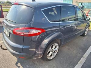 Blue Ford S-Max 2011 in Vilnius, with an engine capacity of 2.00 L and mileage of 312 thousand km for 4700 €, photo 33 on AUTOMOTO.COM.LV