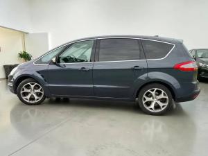 Blue Ford S-Max 2011 in Jurmala, with an engine capacity of 2.00 L and mileage of 220 thousand km for 5950 €, photo 5 on AUTOMOTO.COM.LV