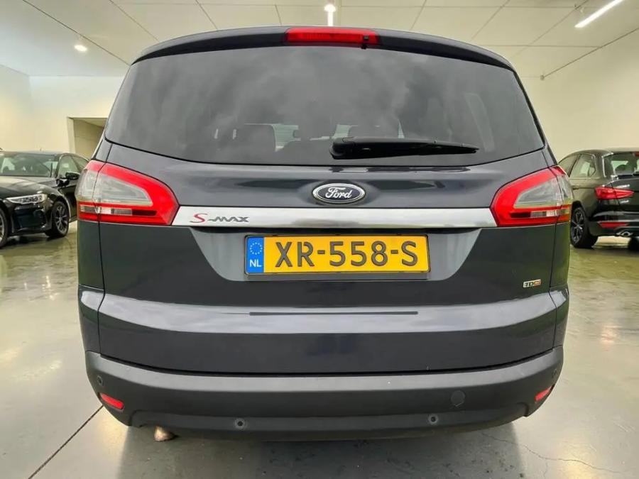 Blue Ford S-Max 2011 in Jurmala, with an engine capacity of 2.00 L and mileage of 220 thousand km for 5950 €, photo 8 on AUTOMOTO.COM.LV