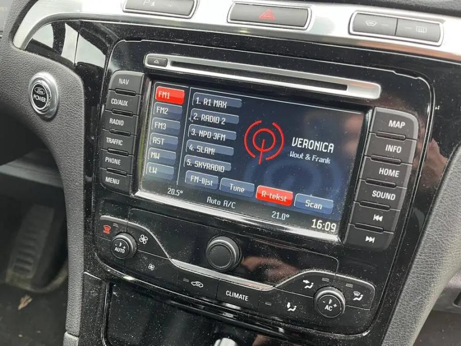 Blue Ford S-Max 2011 in Jurmala, with an engine capacity of 2.00 L and mileage of 220 thousand km for 5950 €, photo 12 on AUTOMOTO.COM.LV